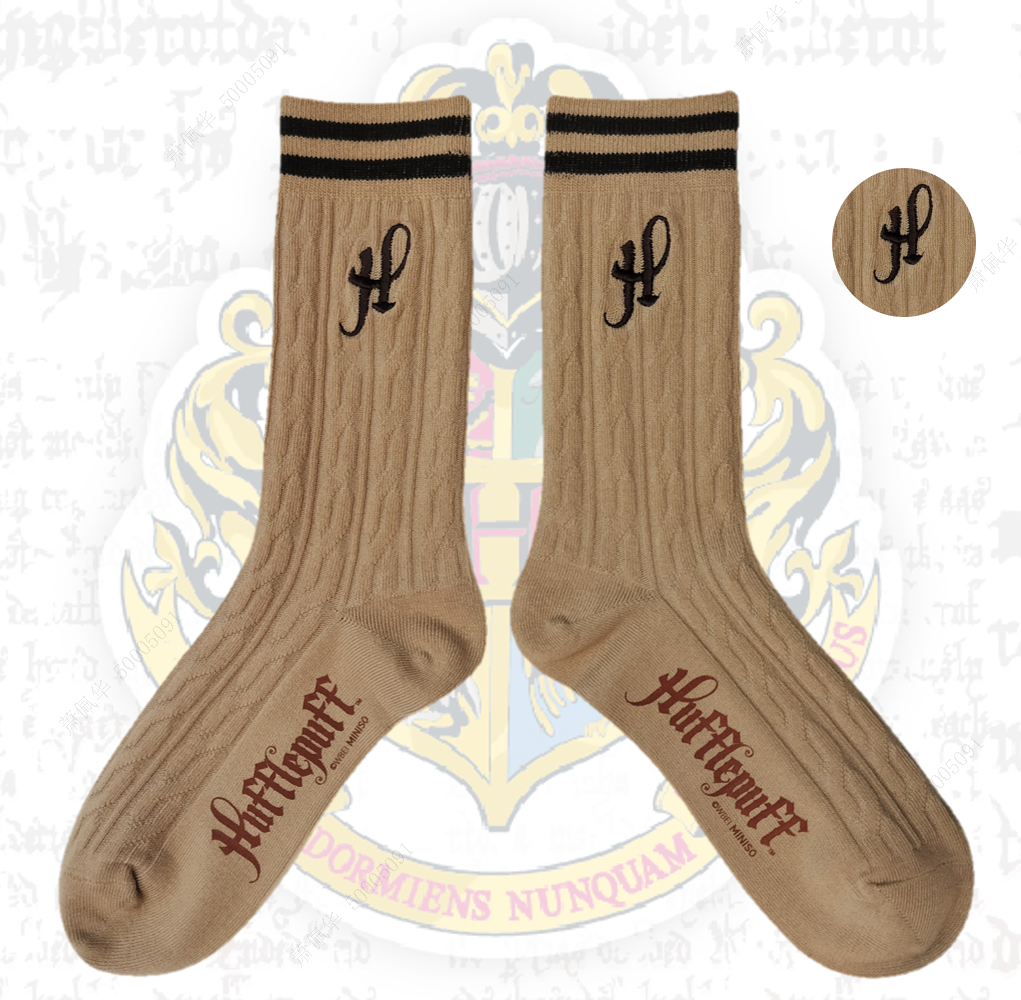 MINISO HARRY POTTER STRIPED CREW SOCKS(HUFFLEPUFF) 2018296810102 FASHI ...