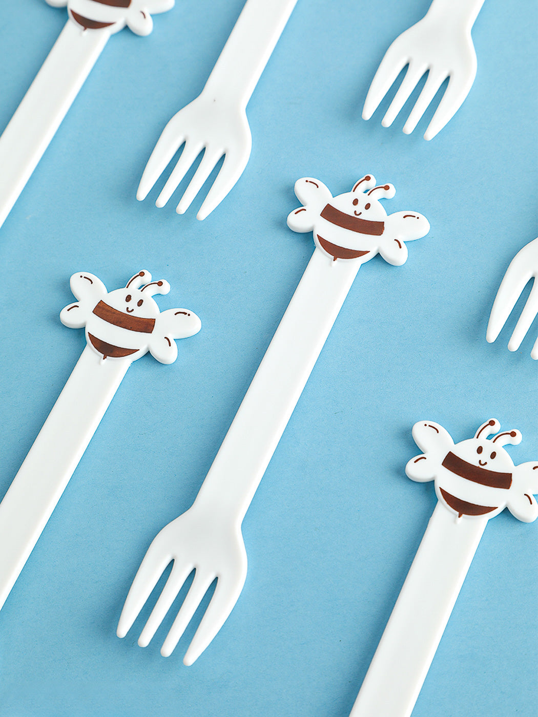 MINISO BEE SERIES FORK-8PCS 2010514010103 CUTLERY SET | Sonee Sports